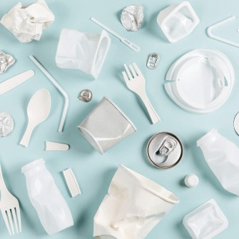 Tips to Go Plastic Free | Optical Express
